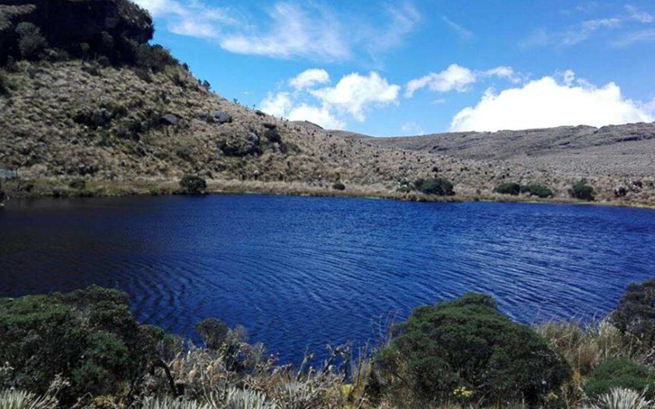 Caminata Páramo de Sumapaz Tres Lagunas Ecoturismo Colombia - Ecoglobal ... Caminata Páramo de Sumapaz Tres Lagunas Ecoturismo Colombia - Ecoglobal ...
