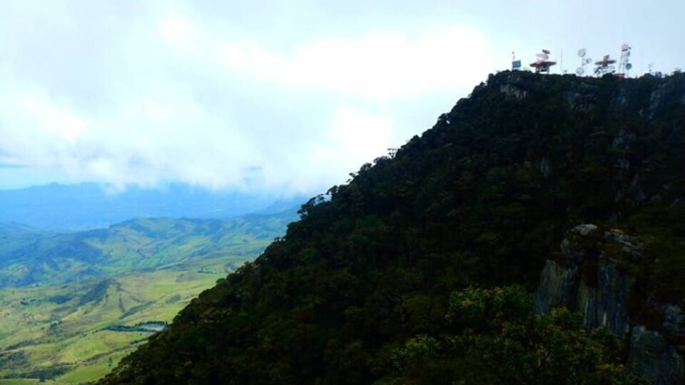 Hiking Precipice of Cerro El Tablazo | Ecoglobal Expeditions ...